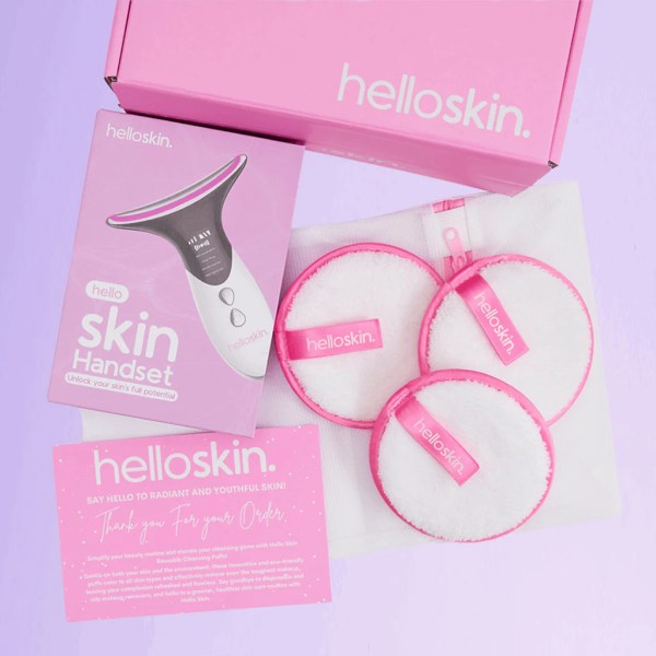 Helloskin Bundle: 3 Remover Puffs + Skin Handset + Free Laundry Bag | Kouwi